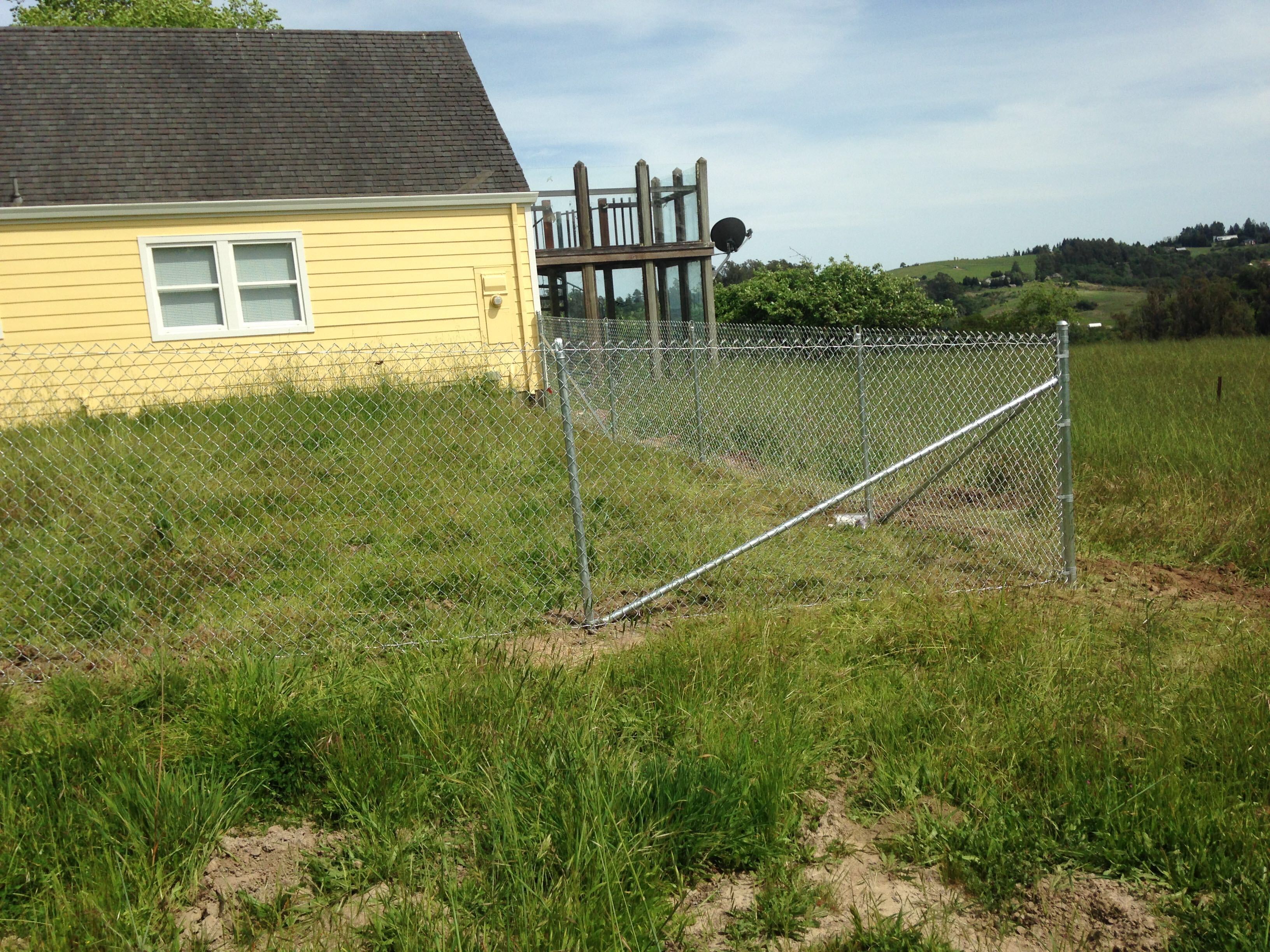 7 Types of Hurricane Fences - Our Guide for 2023